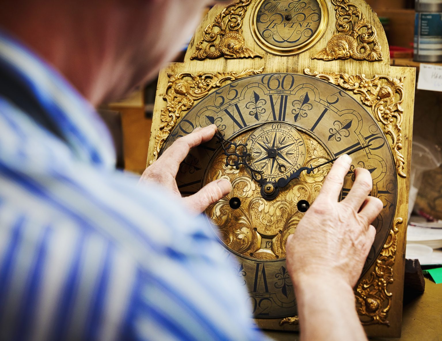 Antique Clock Repair | The Beginner's Full Guide